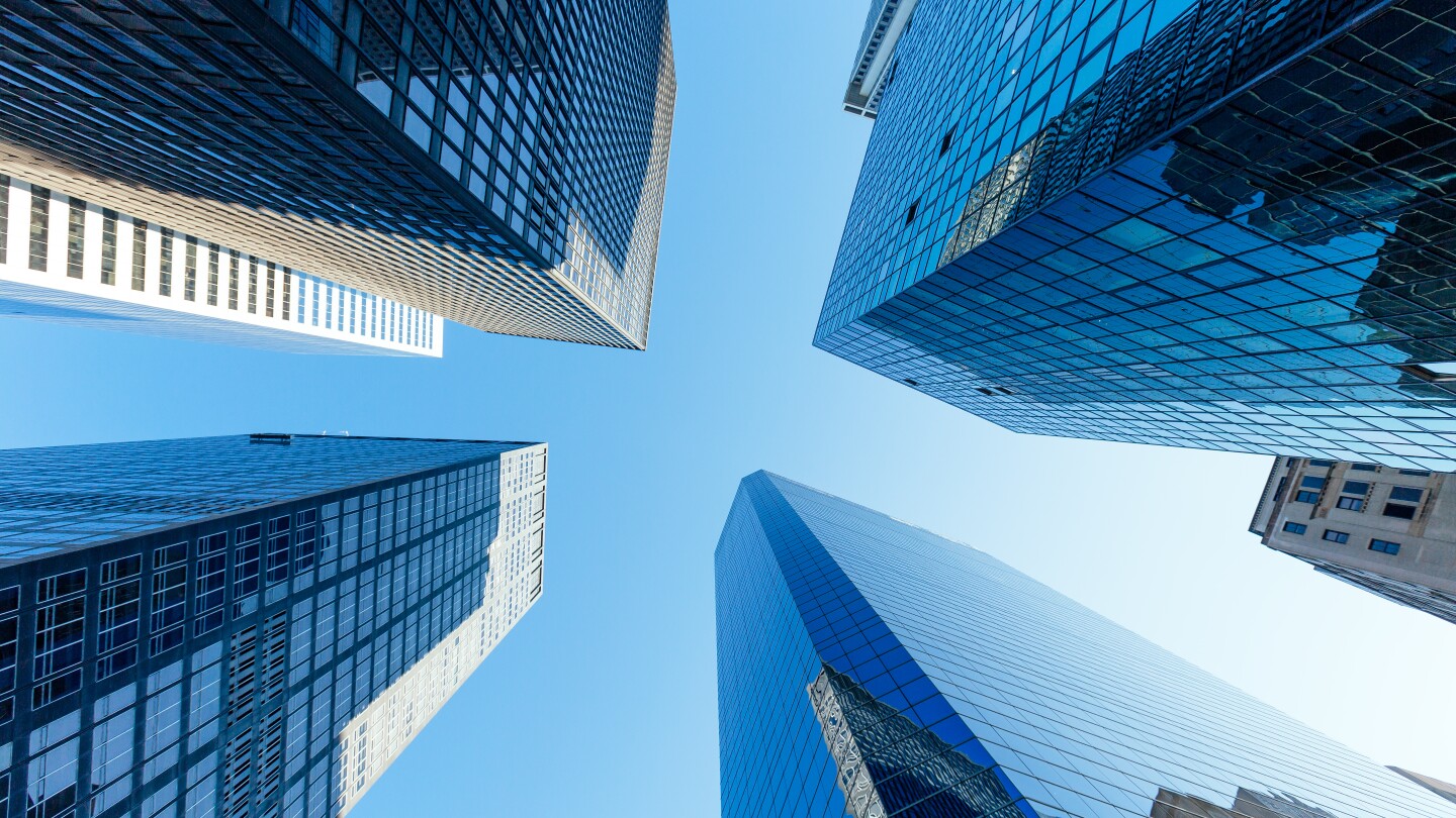 Apollo, Citi team up to launch $25B private credit platform - PitchBook Apollo, Citi team up to launch $25B private credit platform - PitchBook